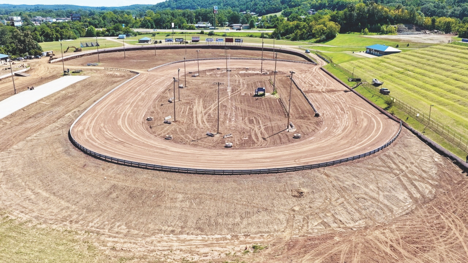 10-07-25 Speedway Track 1-tle | News, Sports, Jobs - Marietta Times